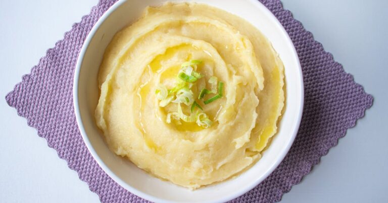 Mashed Potato Donut Recipe: Fluffy, Old-Fashioned Donuts With Leftover ...